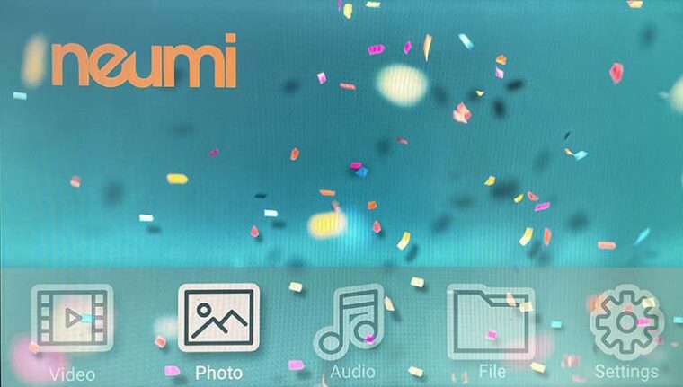 【NEUMI Atom 4K】4K動画対応デジタルメディアプレーヤーレビュー - niurouのブログ