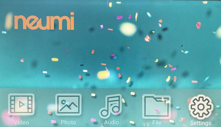 【NEUMI Atom 4K】4K動画対応デジタルメディアプレーヤーレビュー - niurouのブログ